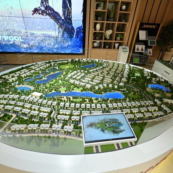 Damac Hills 2 – With LED Screens - Mimar Models